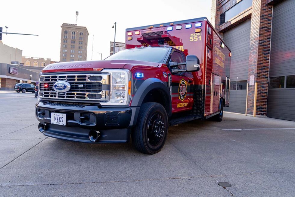 Dubuque (IA) Fire Department Goes to AEV for Two Type 1 4x4 Traumahawk ...