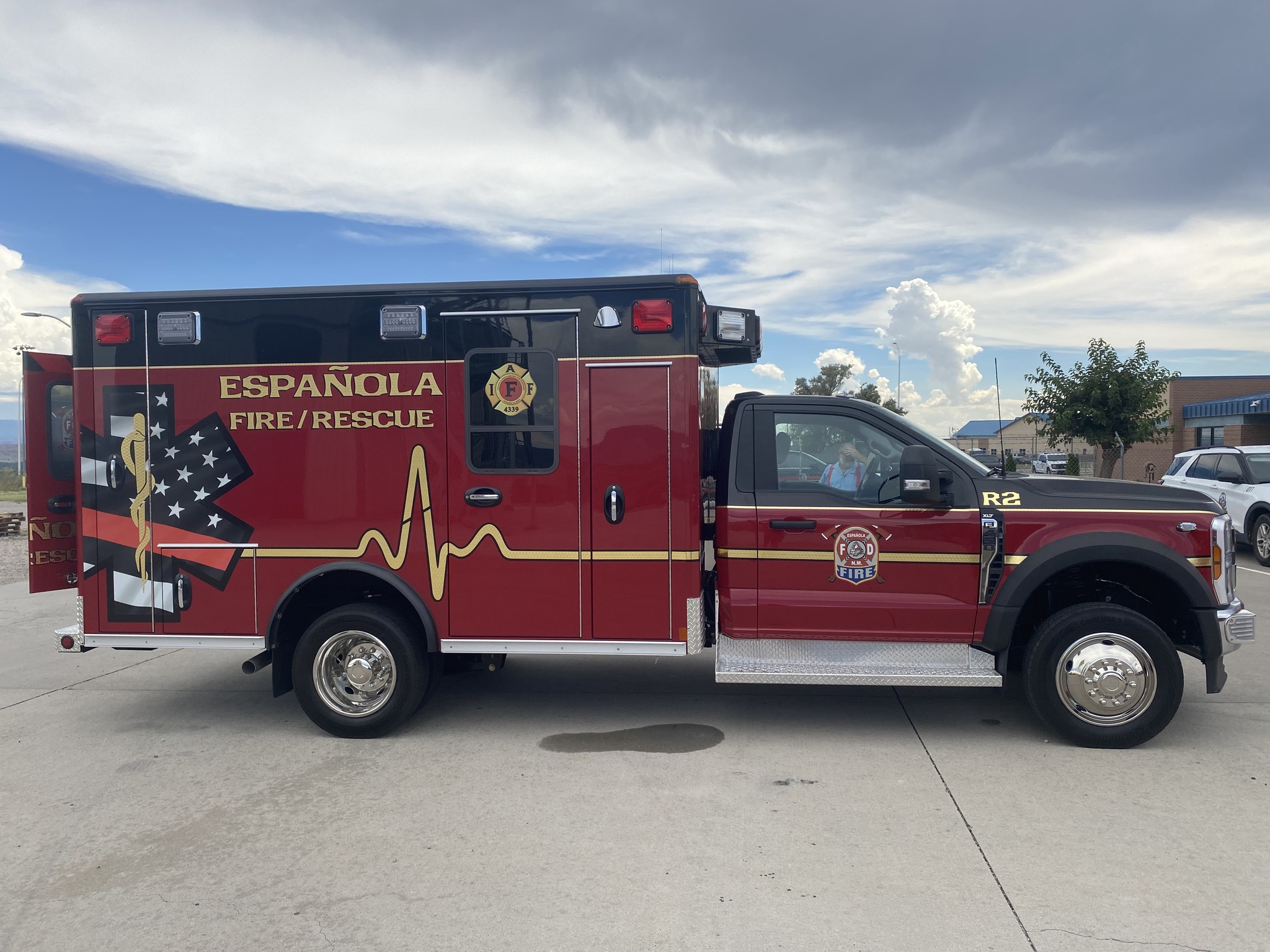 Espanola (NM) Fire/Rescue Puts Wheeled Coach Ambulance in Service - EMS Rig